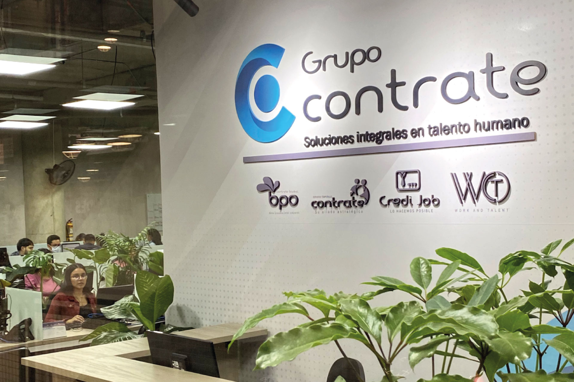 Contrate – De Moda Outlet