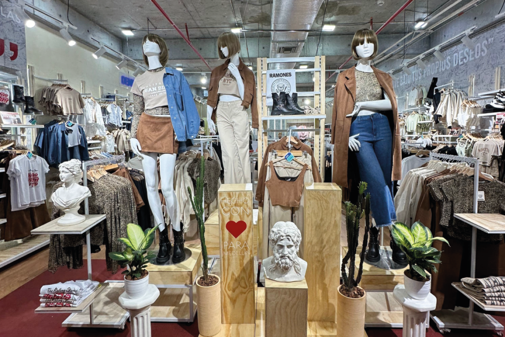 Free Spirit – De Moda Outlet